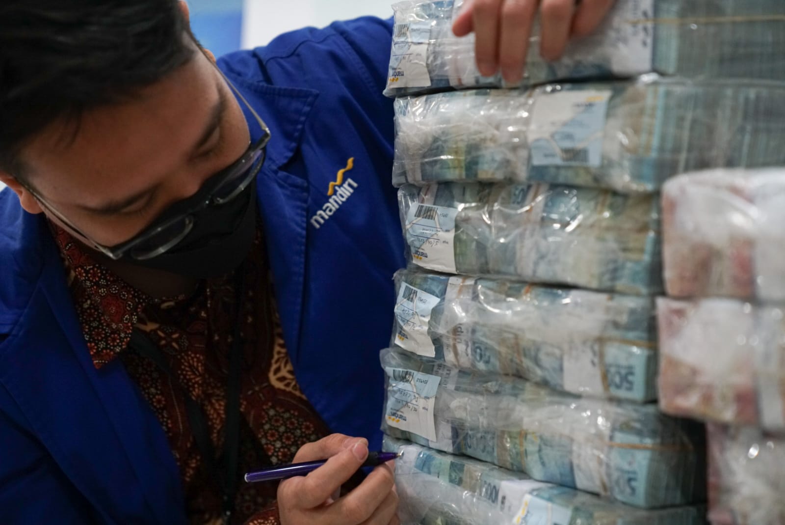 Ramadhan dan Idul Fitri, Bank Mandiri Siapkan Uang Tunai Secara Net ... Ramadhan dan Idul Fitri, Bank Mandiri Siapkan Uang Tunai Secara Net ...